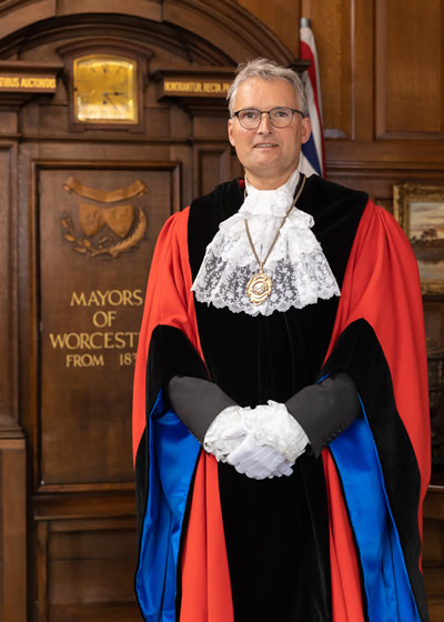About the Mayor – Mayor of Worcester Blog